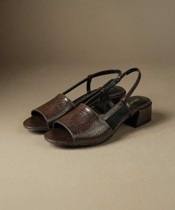 Pugs Brown -Sandals by Theater – Theater.xyz